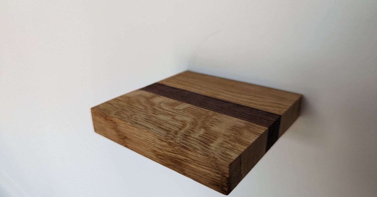 Mini floating screw in shelf – Oak & Black Walnut – Wood 'N' Pegs