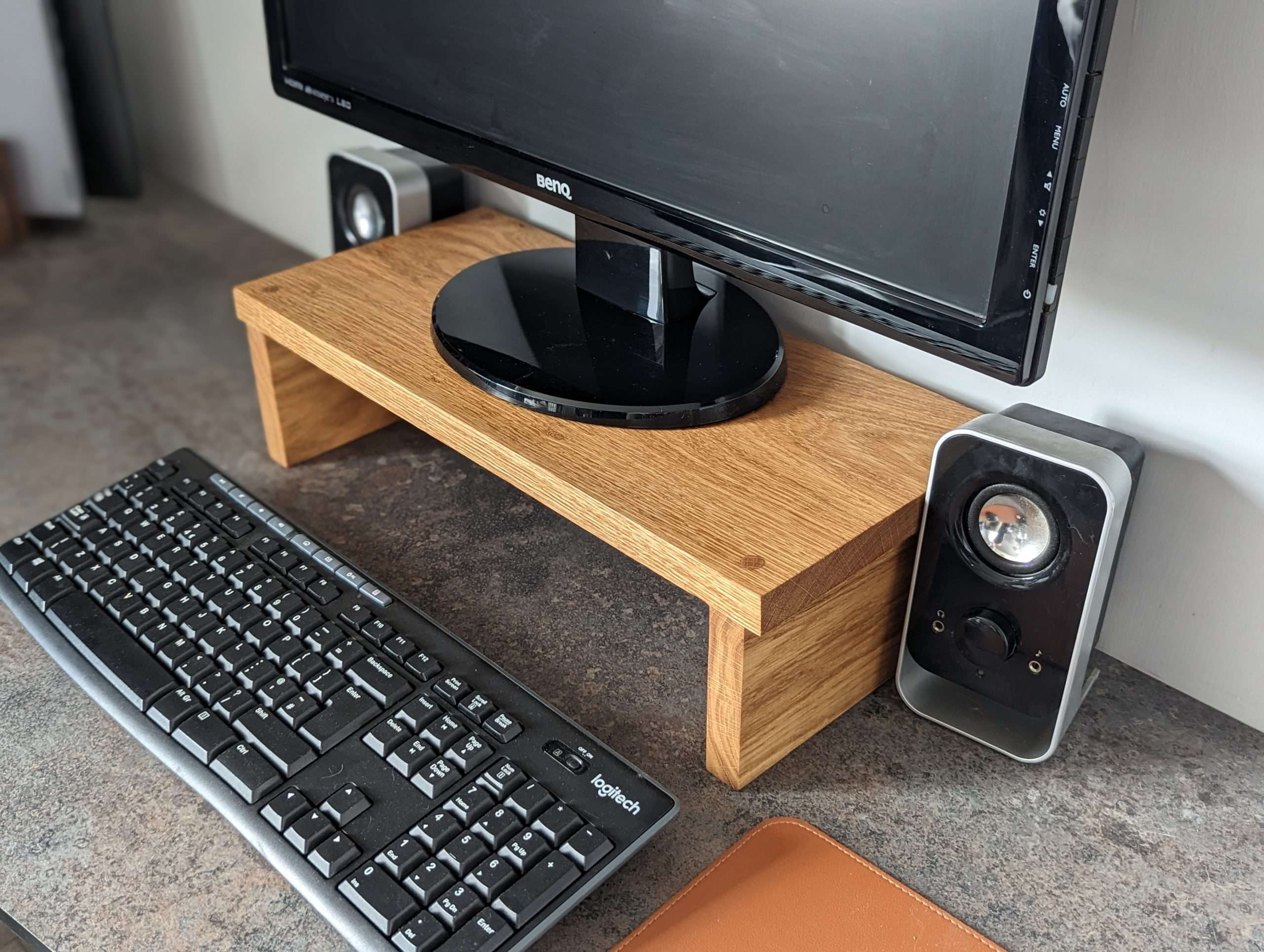 Solid Oak Wood Monitor Stand For Desks - Wood 'N' Pegs
