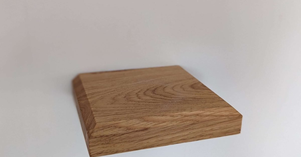 Solid Oak Small Floating Shelf – Wood 'N' Pegs